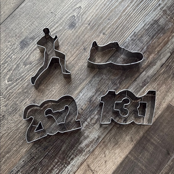 Source Unknown | Kitchen | Runner Running Marathon Cookie Cutter Set ...